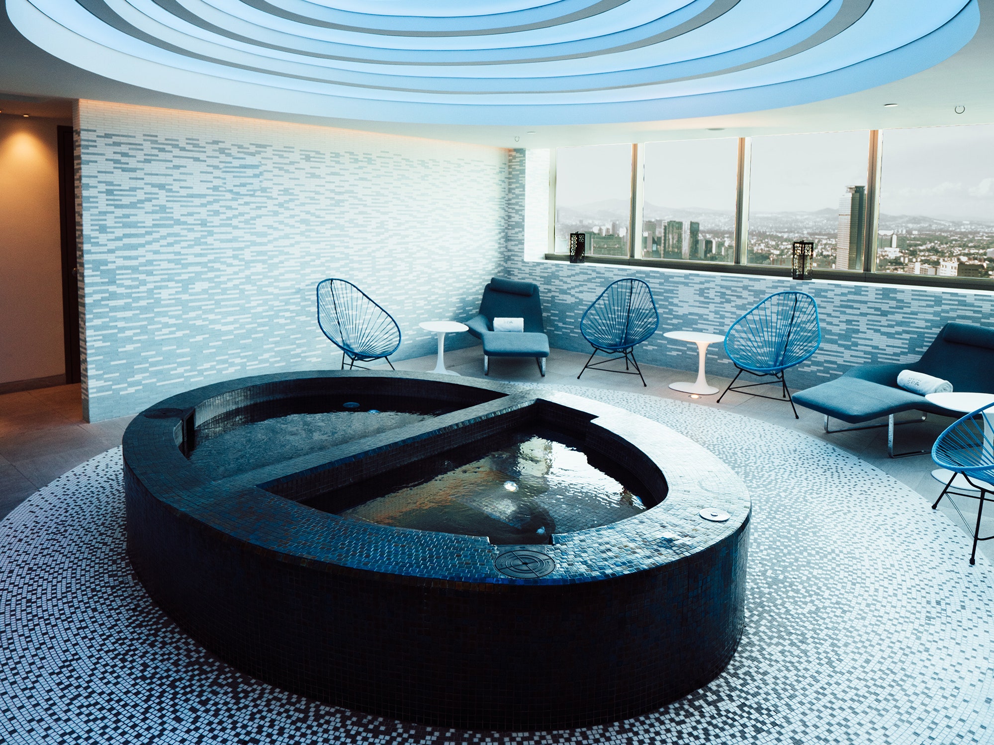 Descubre los 10 lujosos tratamientos que se hacen en un spa para ...